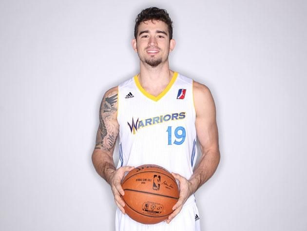 Joe Alexander - 史上首位台灣出生球員，抱怨老東家公鹿 - NBA - 籃球 | 運動視界 Sports Vision