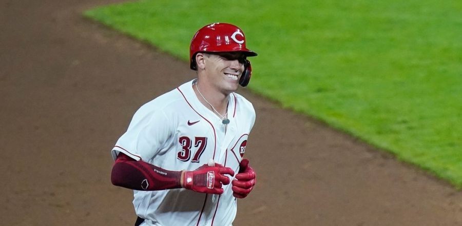 新秀捕手Tyler Stephenson生涯首打席就開轟，他是紅人的未來希望嗎？ - MLB - 棒球 | 運動視界 Sports Vision