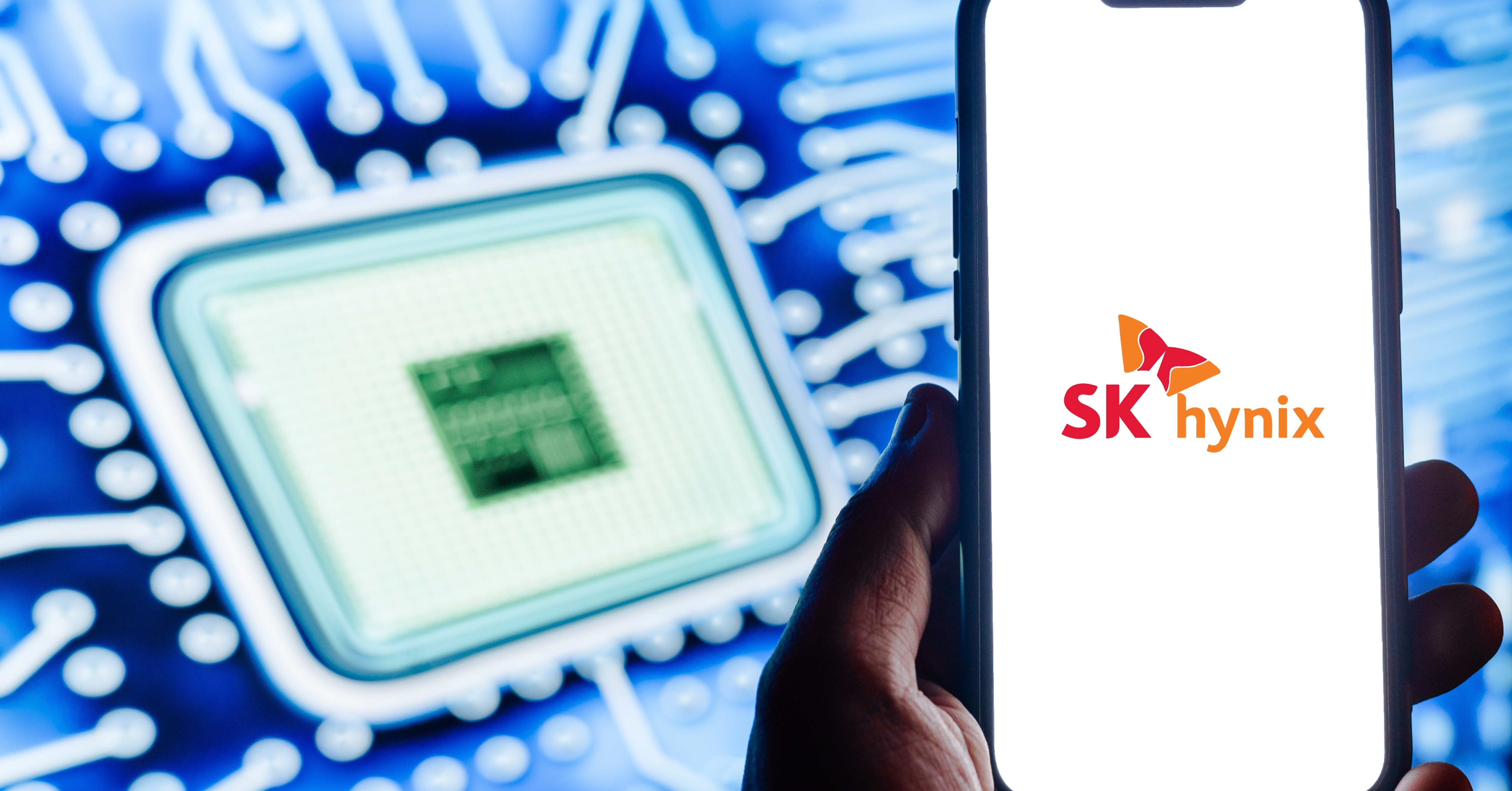 黃仁勳要求提前半年供貨，SK海力士股價大漲6.5%