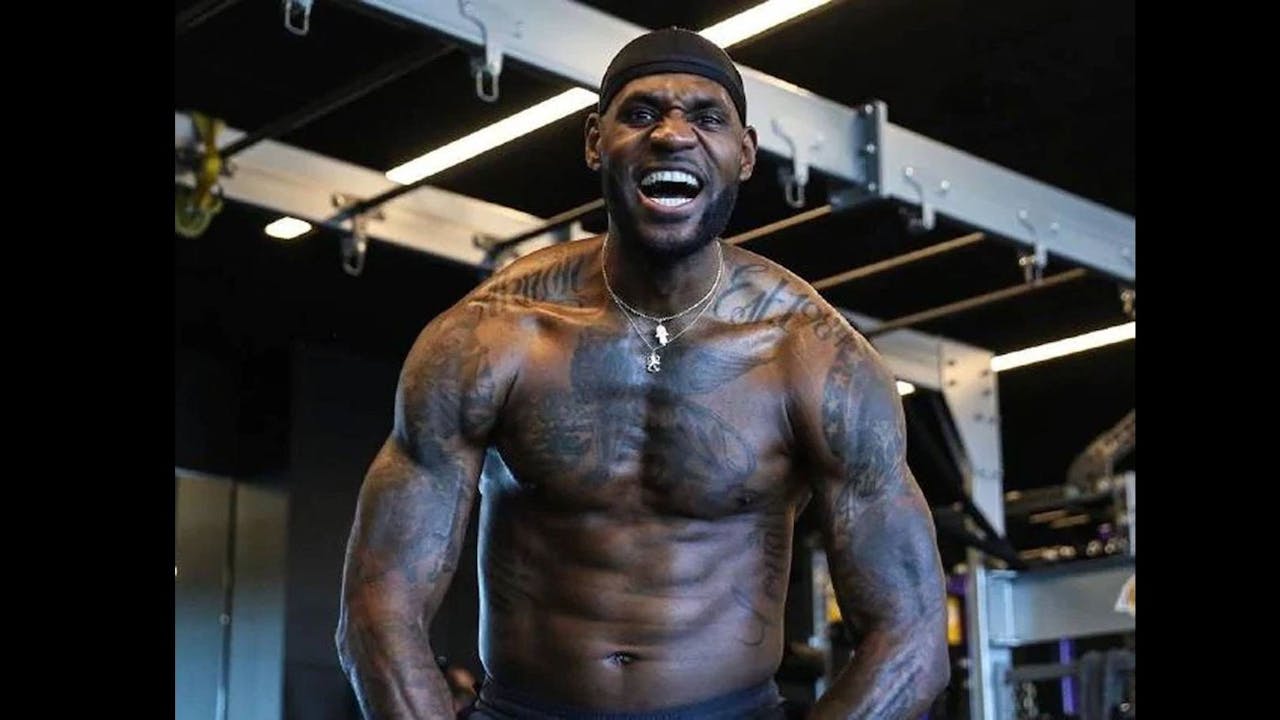 「睡得好，才打得好」LeBron James超乎常人的睡眠密碼 - NBA - 籃球 | 運動視界 Sports Vision