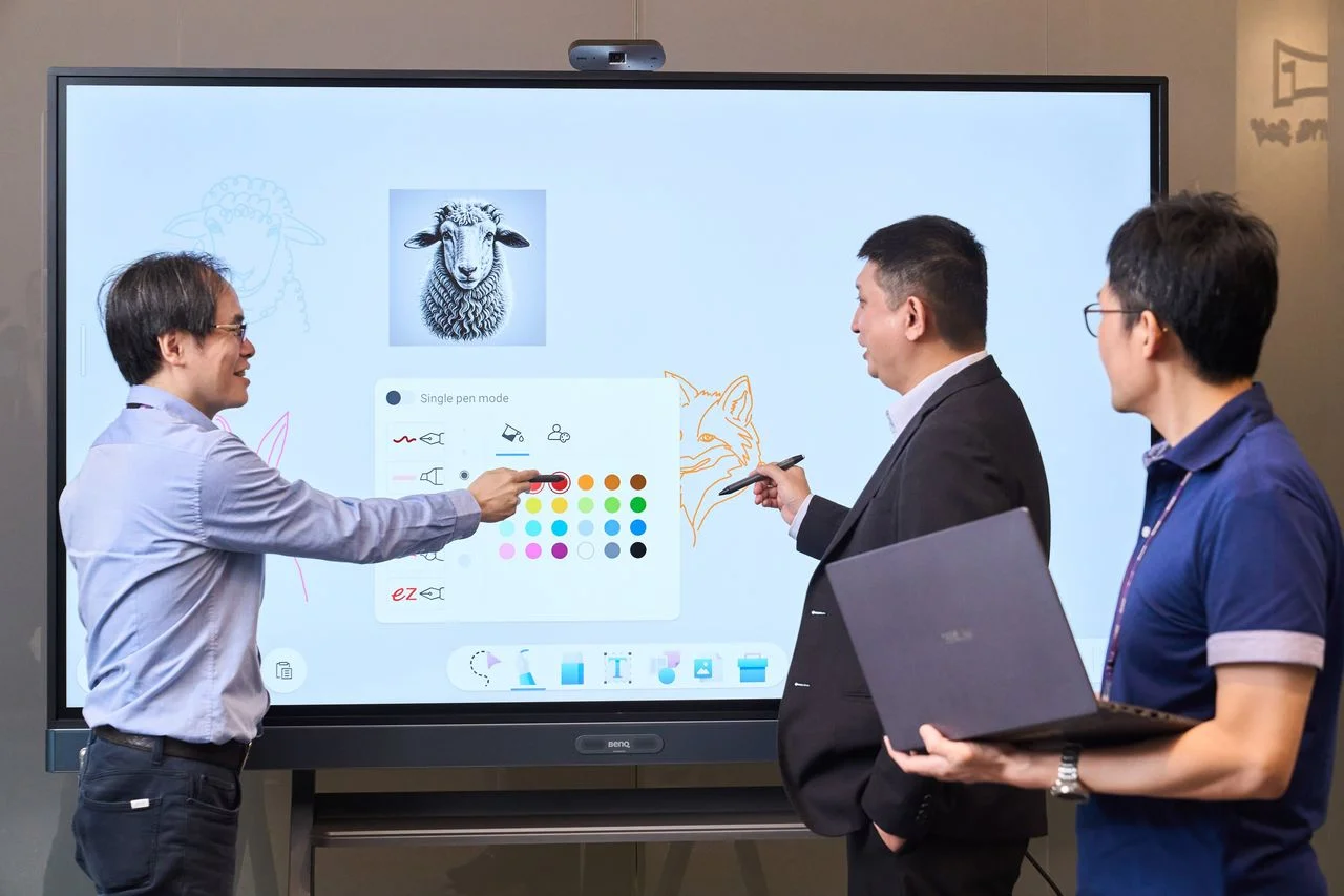 BenQ 聯手 MetaAge 導入 Amazon Web Services (AWS) 生成式 AI，運用Agentic Coding 創造 ...