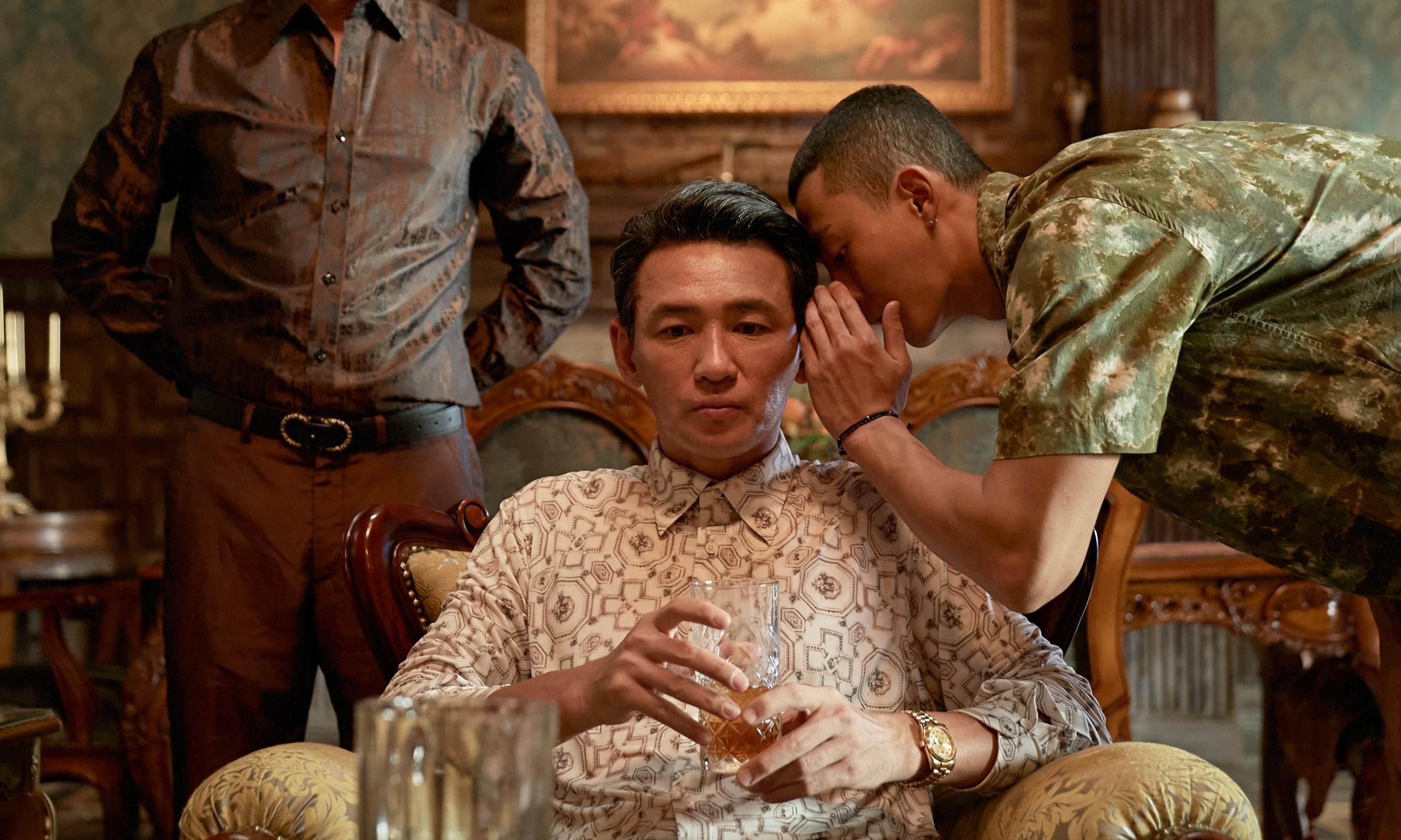 角色的一舉一動，都可能是翻盤的重要線索：Netflix影集《毒梟聖徒》5大必看亮點 - every little d