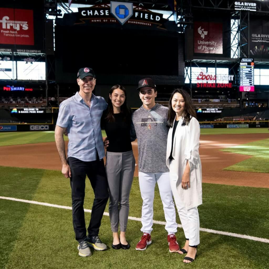 台美混血卡洛爾登大聯盟，從母親身上學到的台灣人特質是「聰明打球」 - TNL The News Lens 關鍵評論網