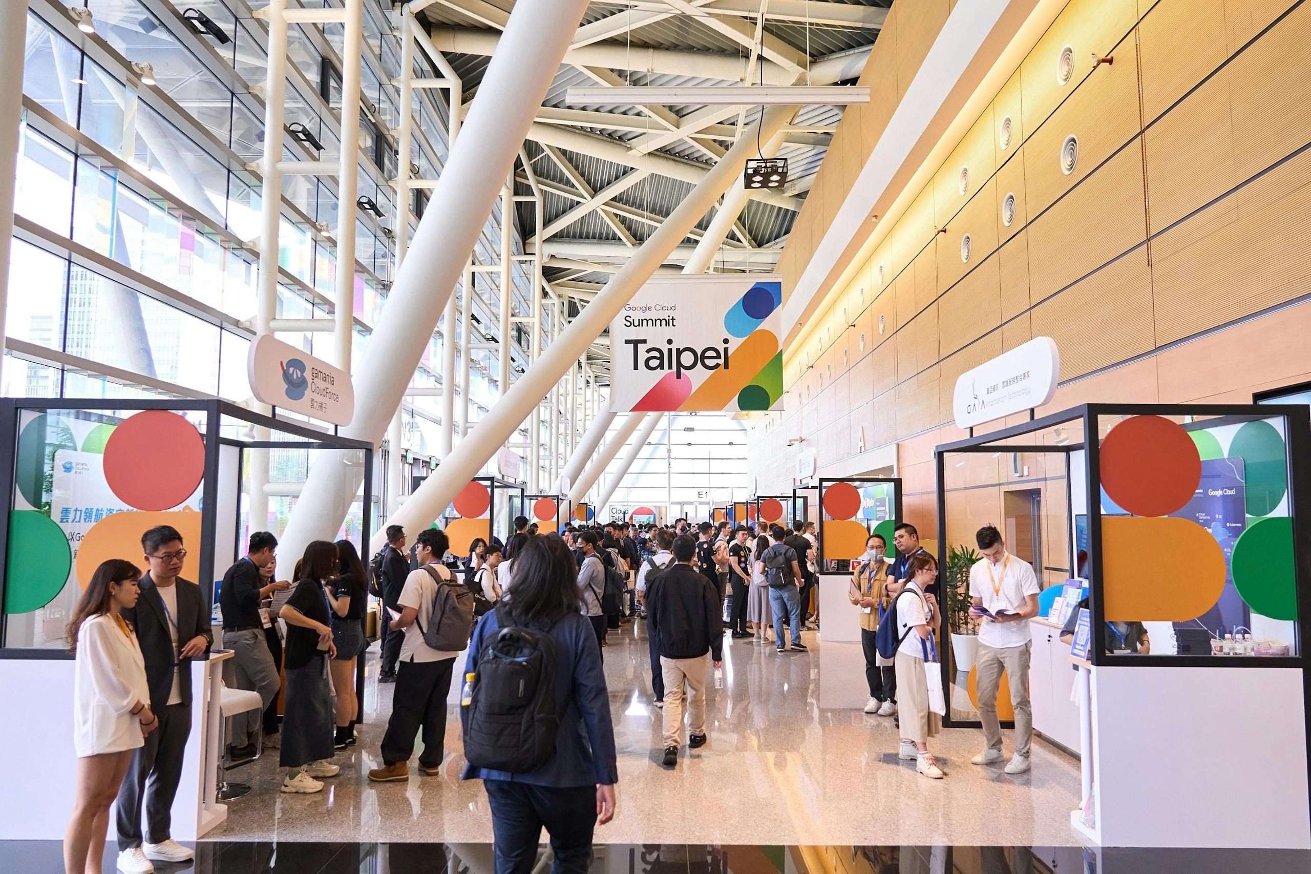 AI 智轉百業賦能企業，2025 Google Cloud Summit Taipei 引領最新生成式 AI 應用 - TNL The News Lens 關鍵評論網