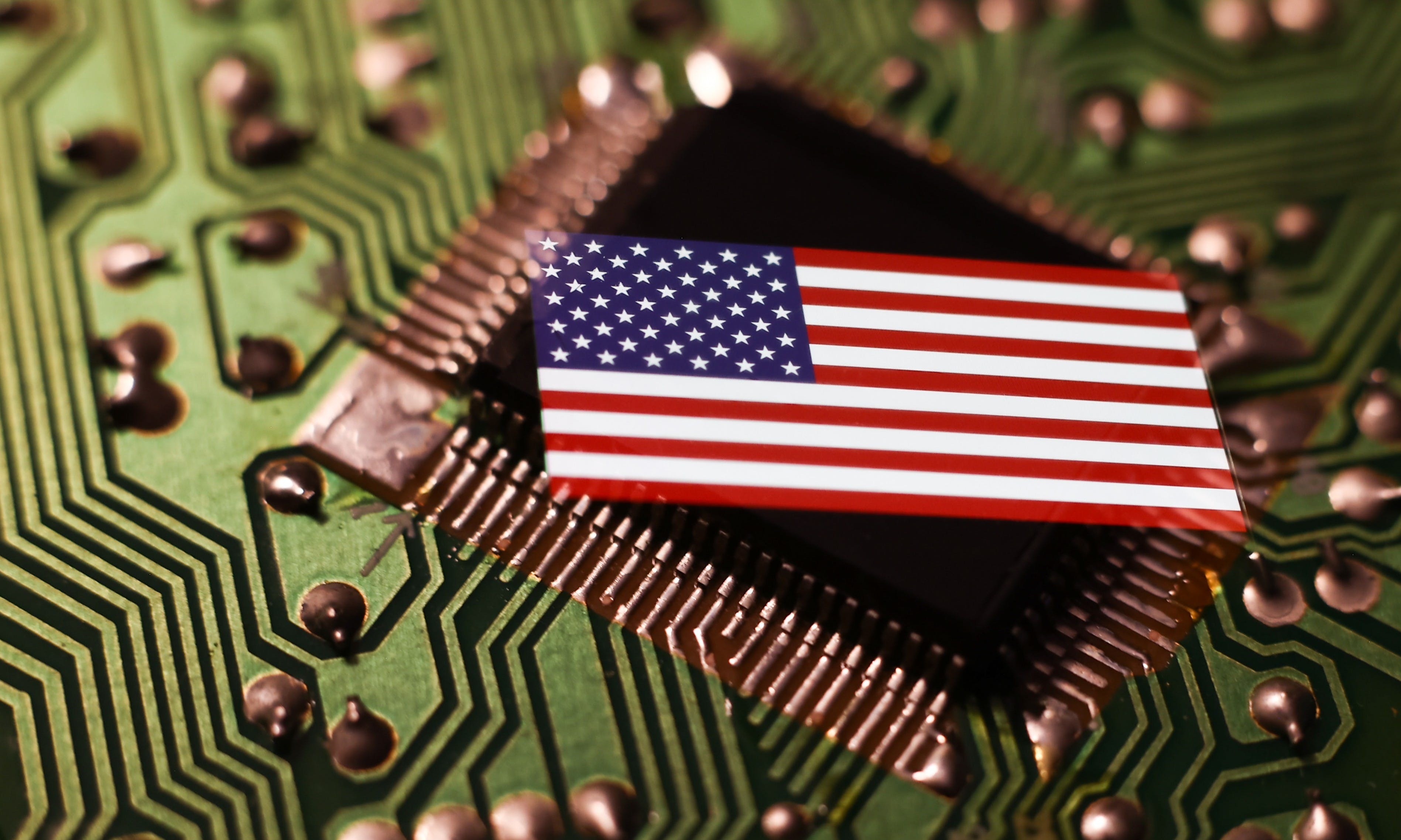 US Imposes New Chip Export Controls on China - The News Lens ...
