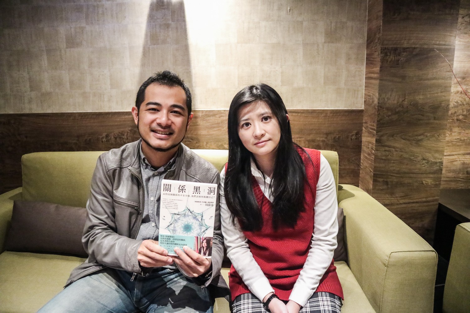 《情緒勒索》作者｜周慕姿：情緒處理上最痛苦的不是問題沒有解決，而是覺得沒有選擇 - 馬力歐陪你喝一杯