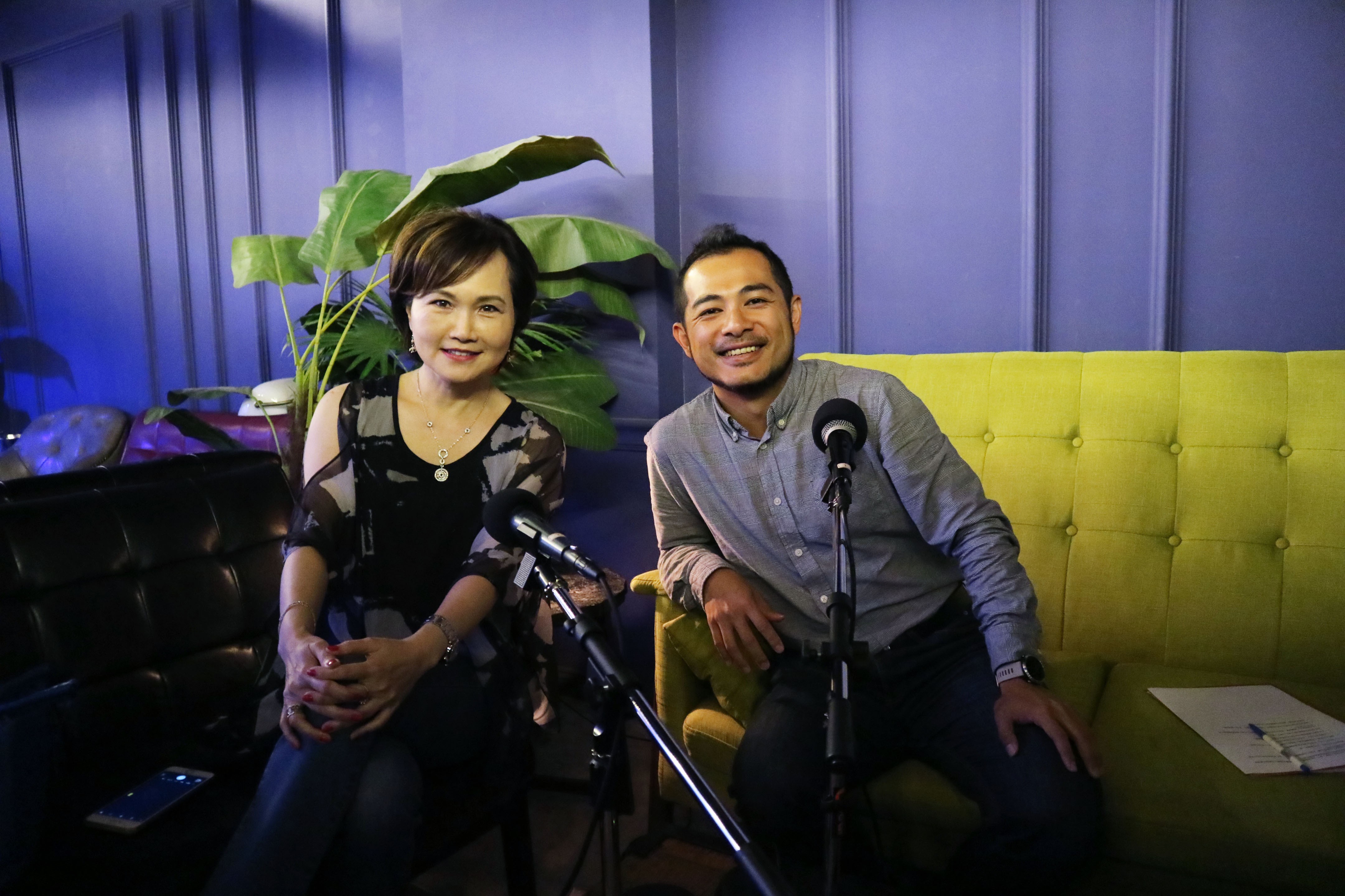 資深主播｜沈春華：拿到傳播學院的文憑後從此康莊大道？現在已經沒有這種事了 - 馬力歐陪你喝一杯