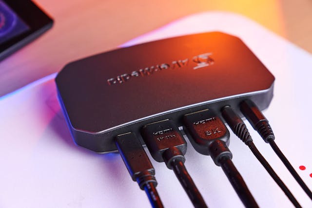 圓剛GC553G2開箱實測：全球首款支援HDMI 2.1規格USB實況擷取盒，支援最高4K144Hz HDR畫質，保留遊戲完整細節 - TNL The News Lens 關鍵評論網