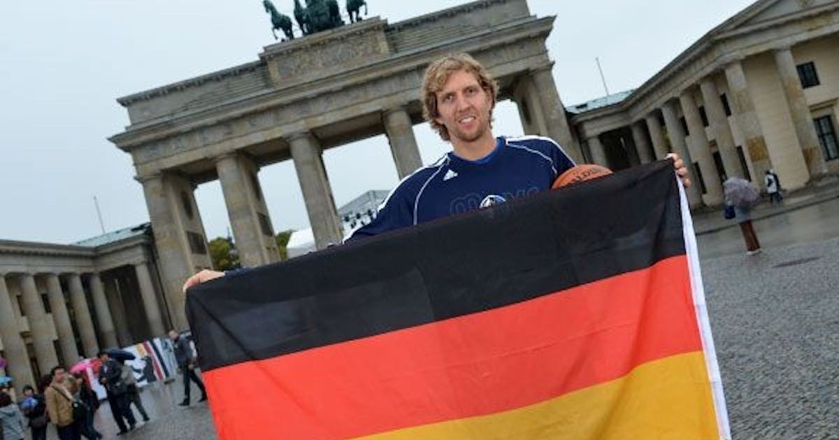 “主場比賽讓人躍躍欲試”——Dirk Nowitzki 採訪 - NBA - 籃球 | 運動視界 Sports Vision