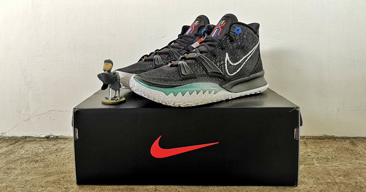 [丁仔分享] Nike Kyrie 7沒有帶著太多驚奇，但依舊是水準之作。 - 開箱/收藏 | 運動視界 Sports Vision