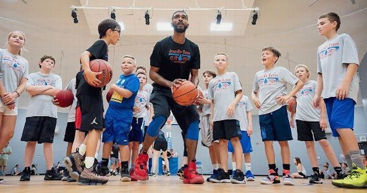 《NBA│人物故事》『3.9秒』的生涯，轉換身分後的重新出發──JamesOn Curry（下） - NBA - 籃球 | 運動視界 ...