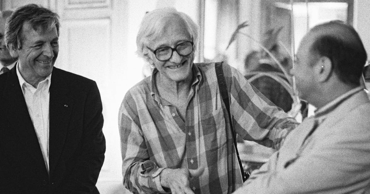 拍下「刺刀前的獻花女孩」成經典 法攝影師Marc Riboud辭世 - TNL The News Lens 關鍵評論網