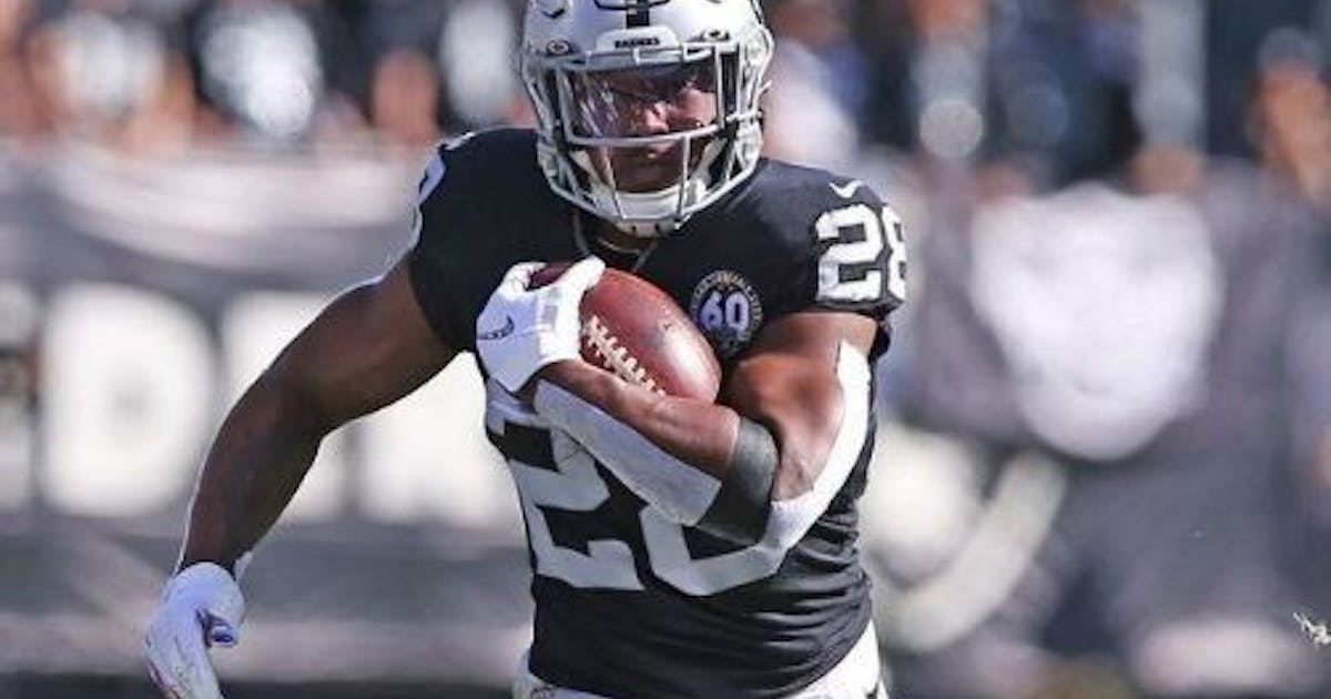 戰術微解析 - Josh Jacobs的86碼絕殺達陣 - NFL | 運動視界 Sports Vision