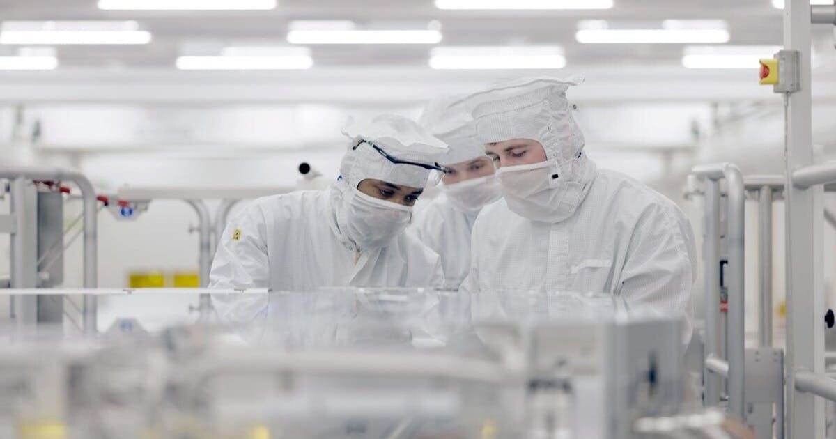 ASML 分享新一代 High NA EUV 微影，每小時可曝光 185 片晶圓 - INSIDE