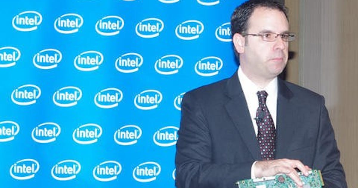 搶攻 Big Data 市場需求， Intel 推出 Atom S1200 SoC #伺服器 (64254) - Cool3c
