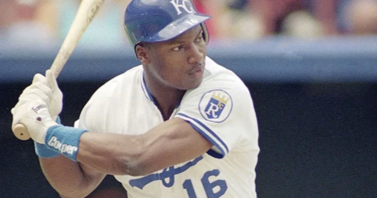 Bo Jackson 職業傳奇：從雙棲半神到裝著金屬髖關節的逆風狂奔 - MLB - 棒球 | 運動視界 Sports Vision