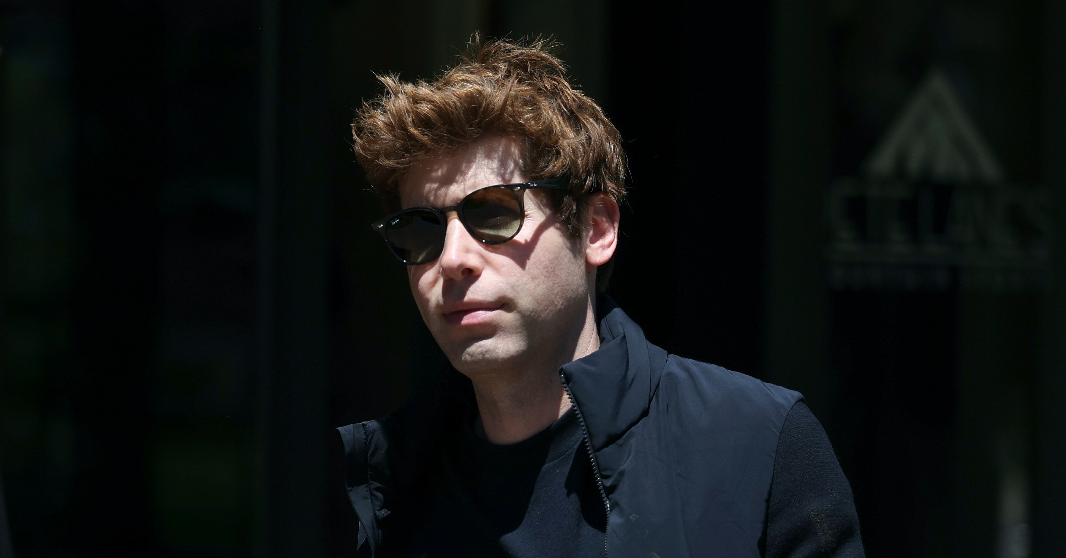 Sam Altman：走下神壇的 OpenAI 創辦人 - INSIDE