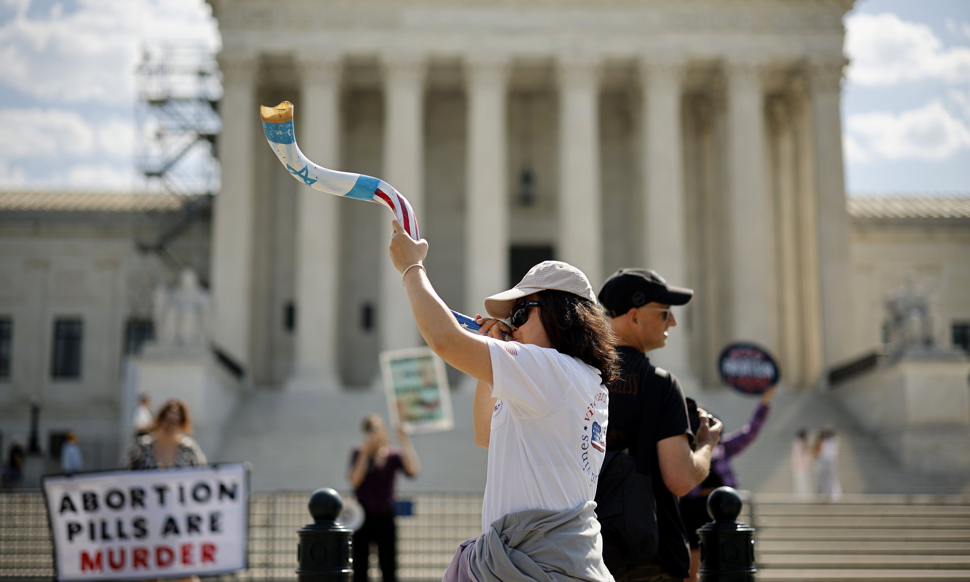 US Appeals Court Rules in Favor of Abortion Pill Curbs - The News Lens ...