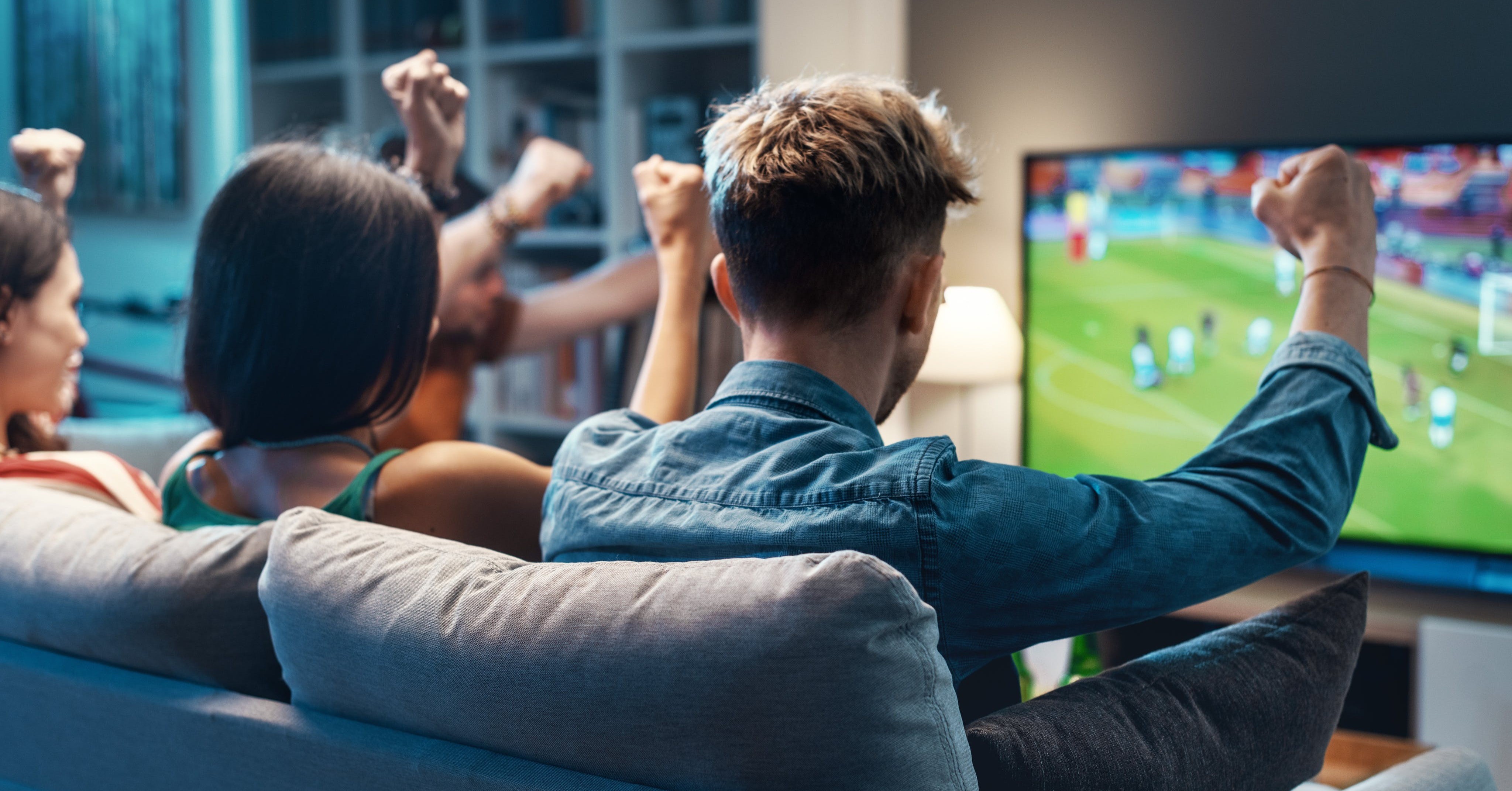 【葉郎串流筆記】WBD vs Disney：沒有時程表的運動串流大戰 - INSIDE