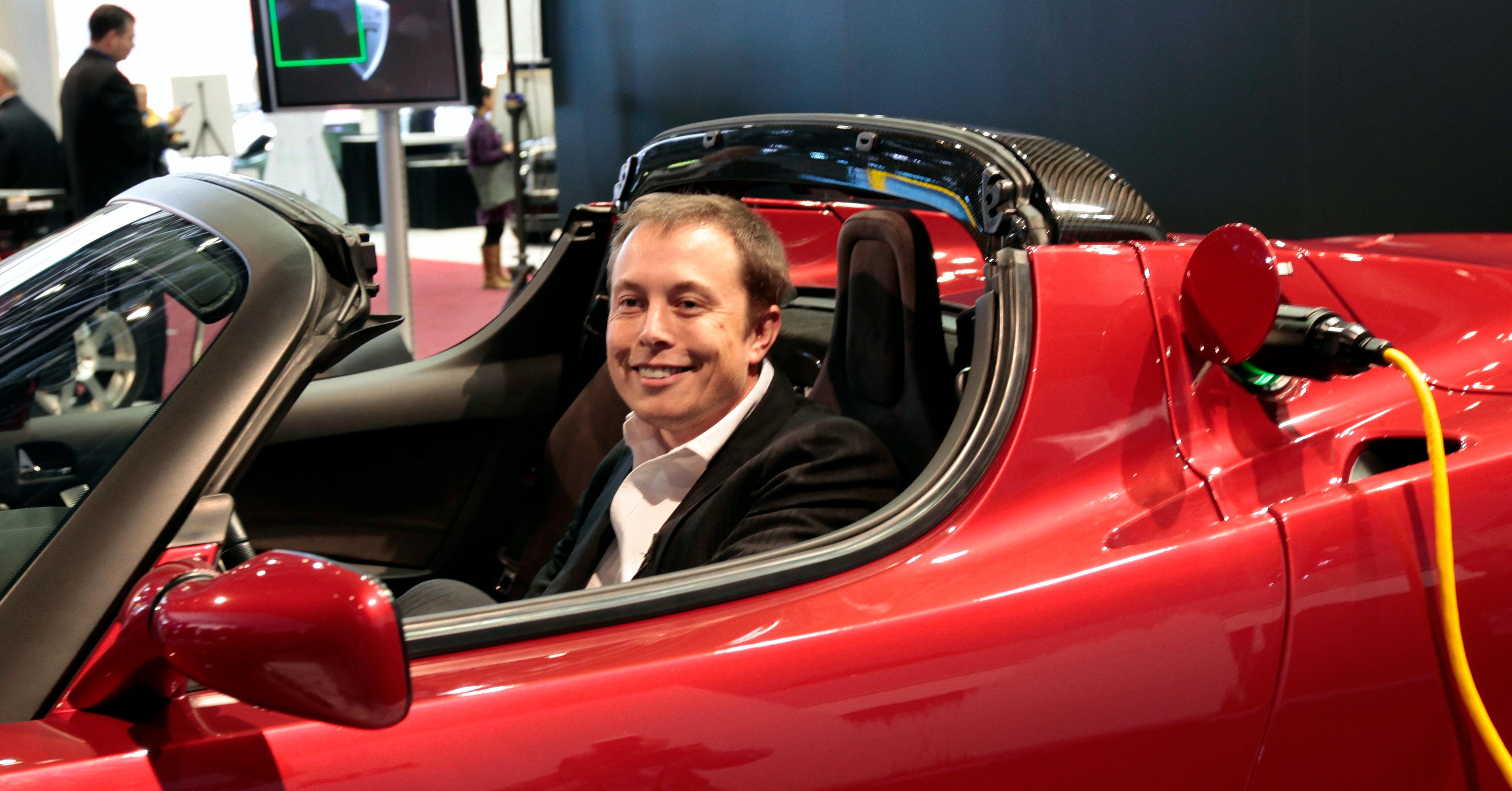 Tesla 推雲端新功能： 讓地球任一台特斯拉都能同步成「你的特斯拉」！ - INSIDE